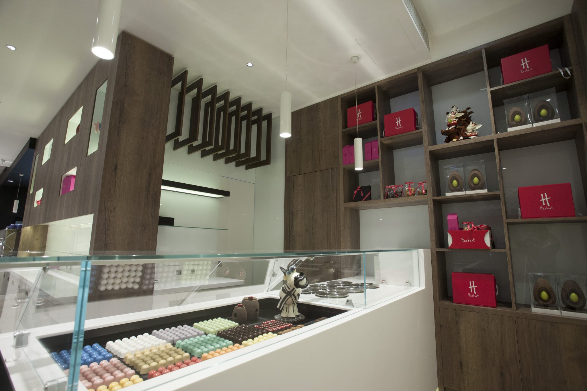 Flat - Chocolate Display & Pozzetti Gelato Case | Advanced Gourmet ...